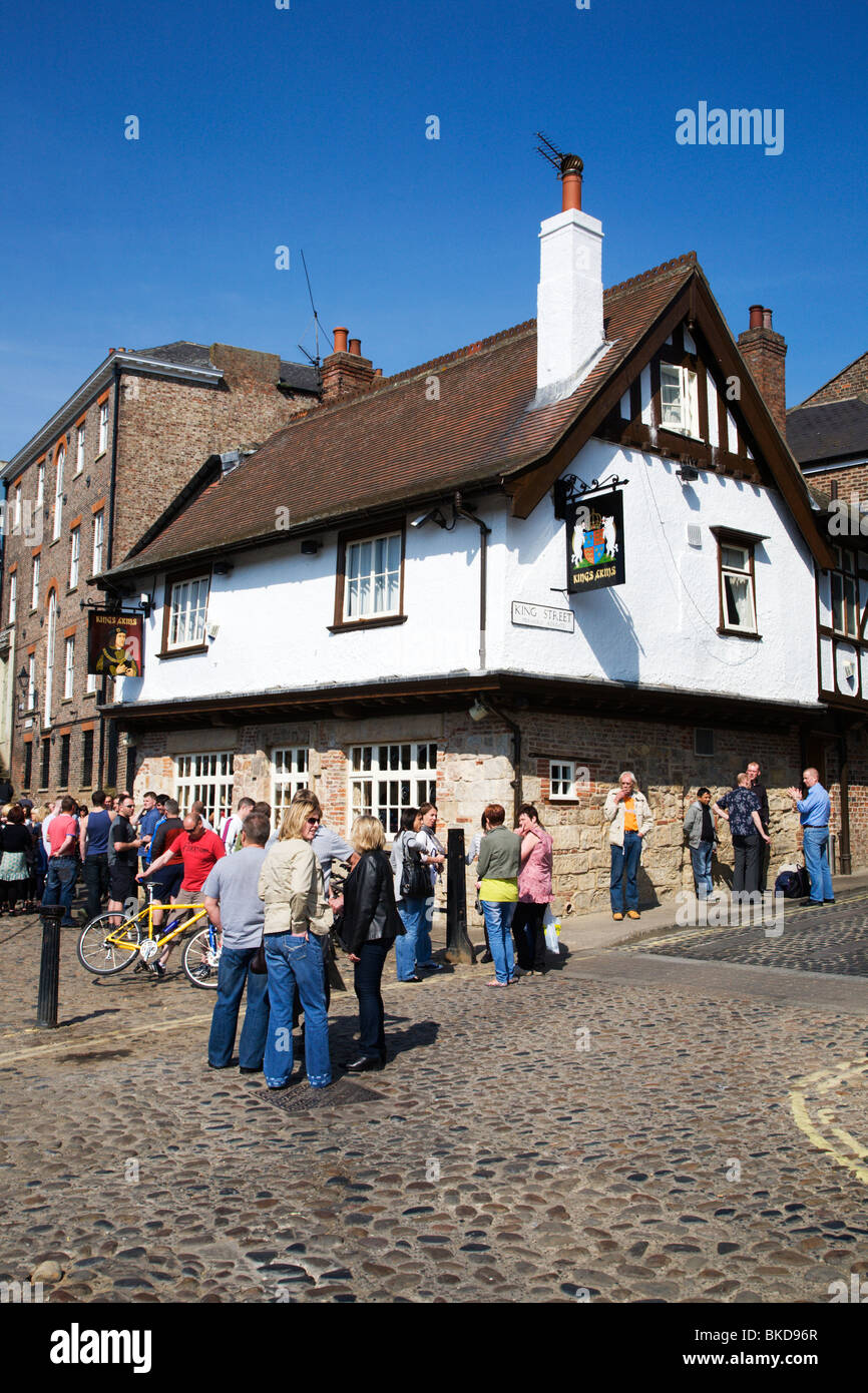 Kings arms york hi-res stock photography and images - Alamy