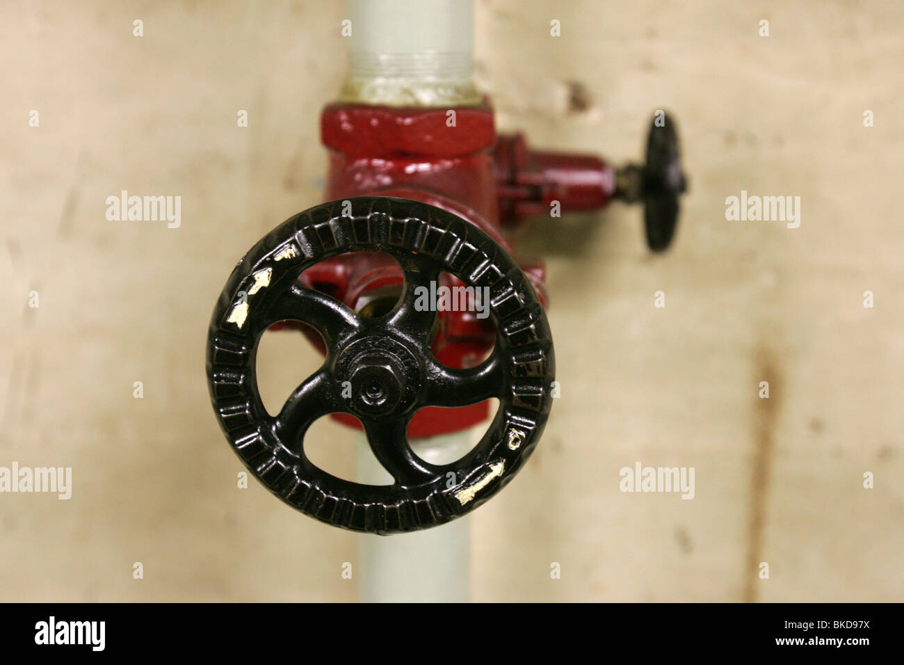 Steel water tap Stock Photo - Alamy