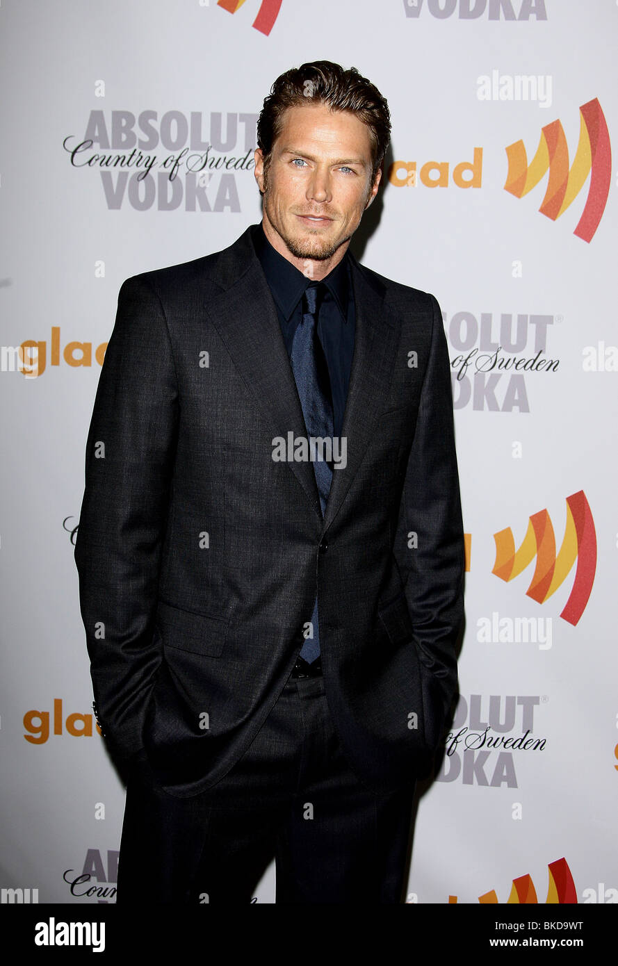 JASON LEWIS 21ST ANNUAL GLAAD MEDIA AWARDS CENTURY CITY LOS ANGELES CA ...