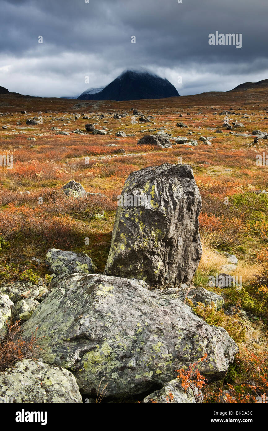 Arctic mountain hi-res stock photography and images - Alamy