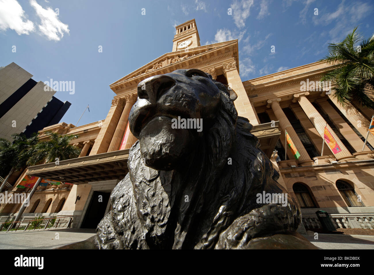 Brisbane queensland australia sculpture hi-res stock photography and ...