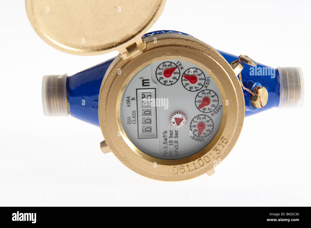 Water meter set on zero unused Stock Photo - Alamy