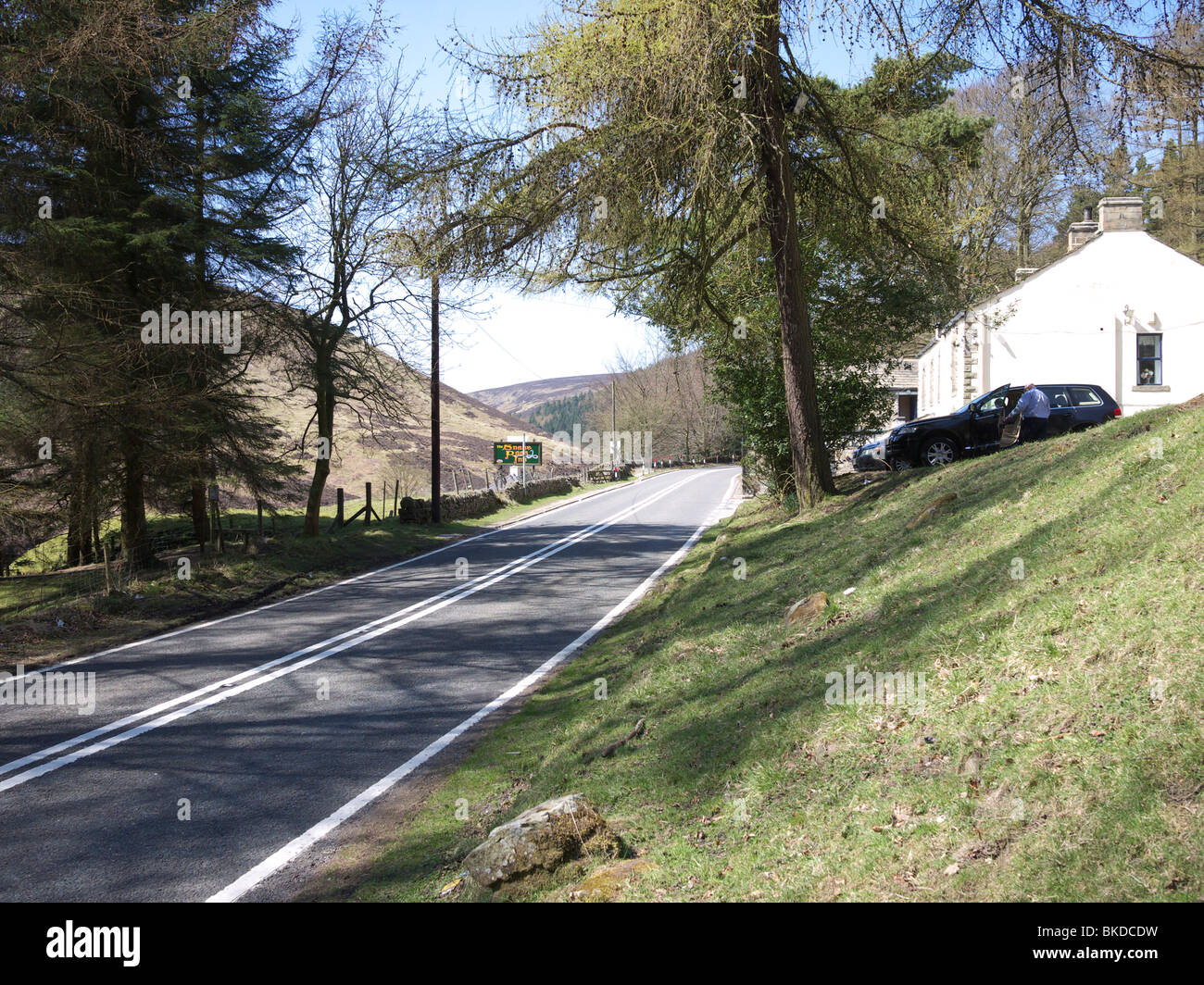 Snake road, the A57 going past the Snake pass Inn, Peak District,UK ...