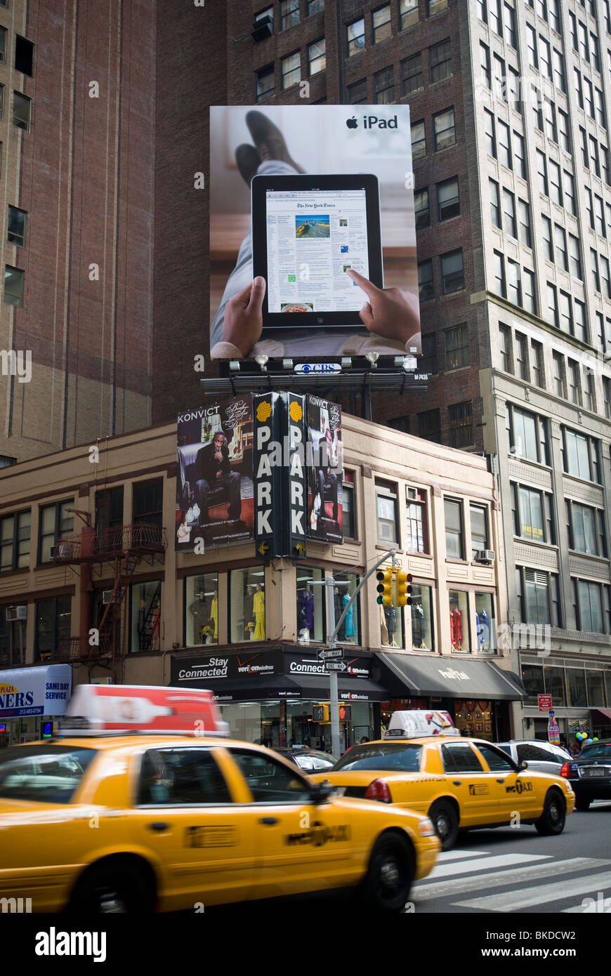 Apple billboard usa hi-res stock photography and images - Alamy