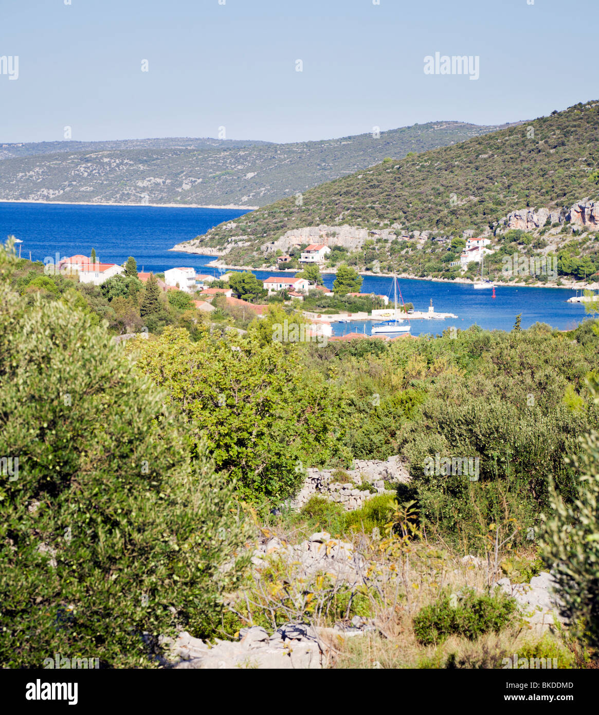 Croatian village of Drvenik Stock Photo - Alamy