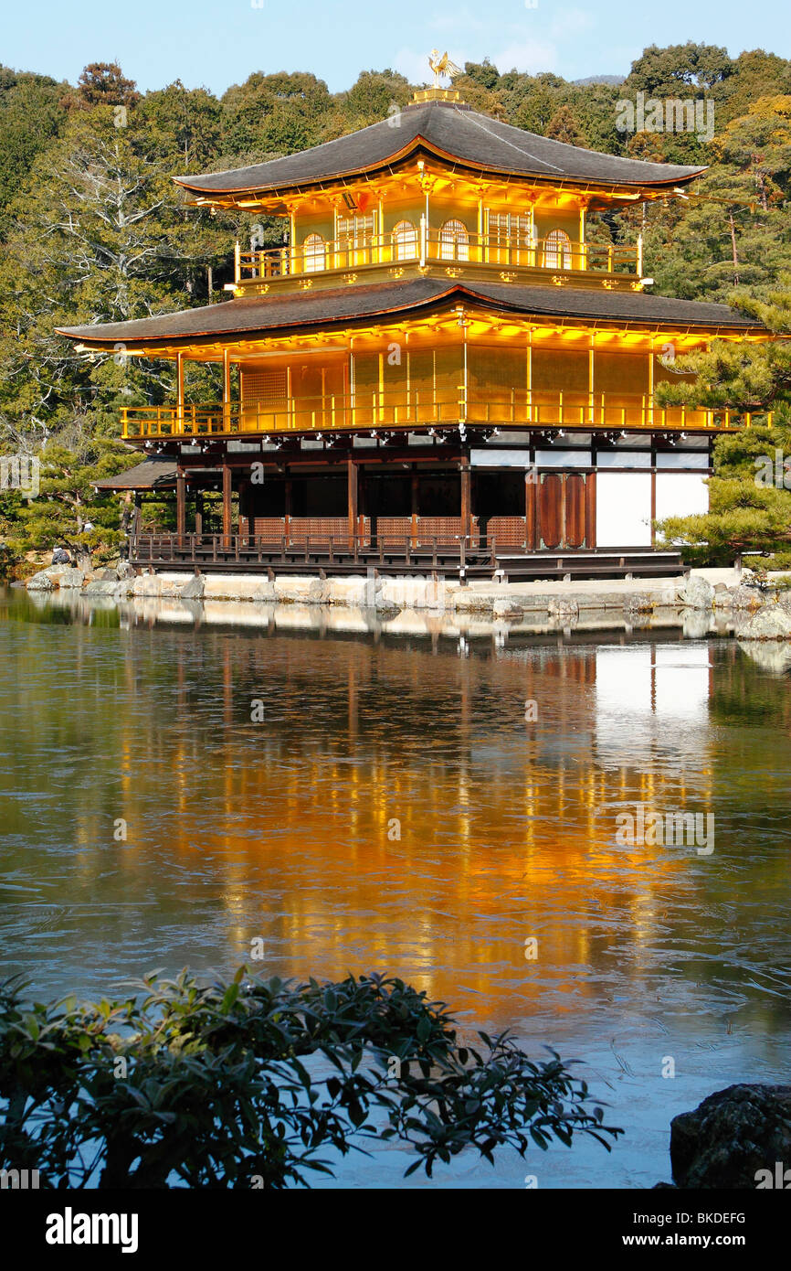 Golden pavilion of the Kinkakuji Temple in Kyoto, with its reflection ...