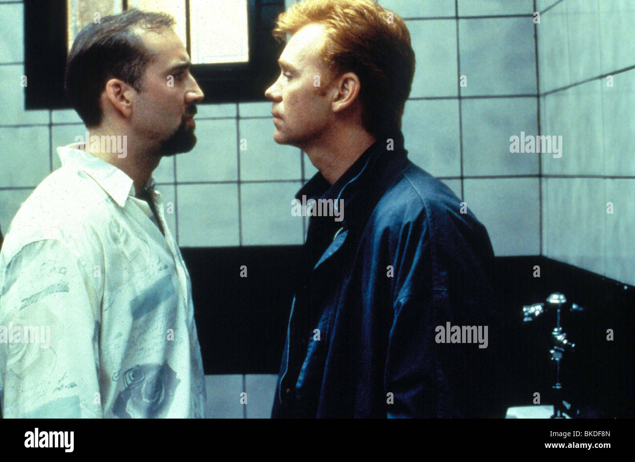 KISS OF DEATH (1995) NICOLAS CAGE, DAVID CARUSO KSOD 002 Stock Photo ...
