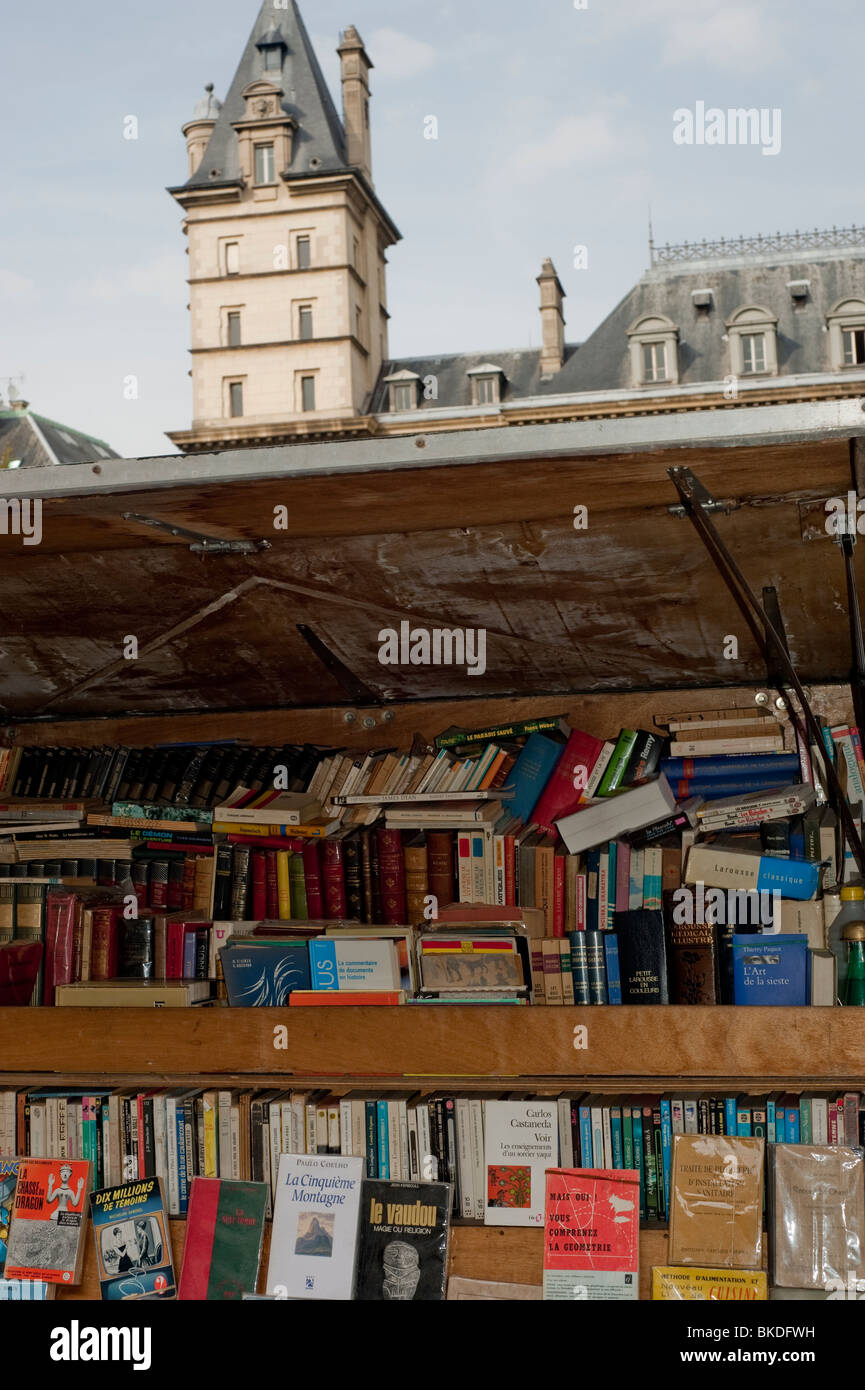 Old Books on Display, Sale Outside Sidewalk Market, Paris, France ...