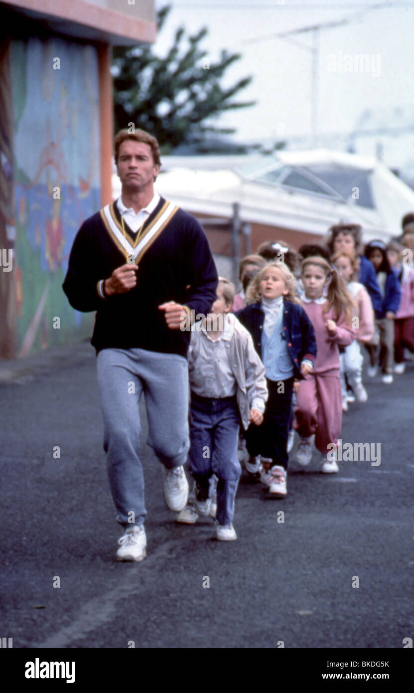 Kindergarten cop schwarzenegger hi-res stock photography and images - Alamy