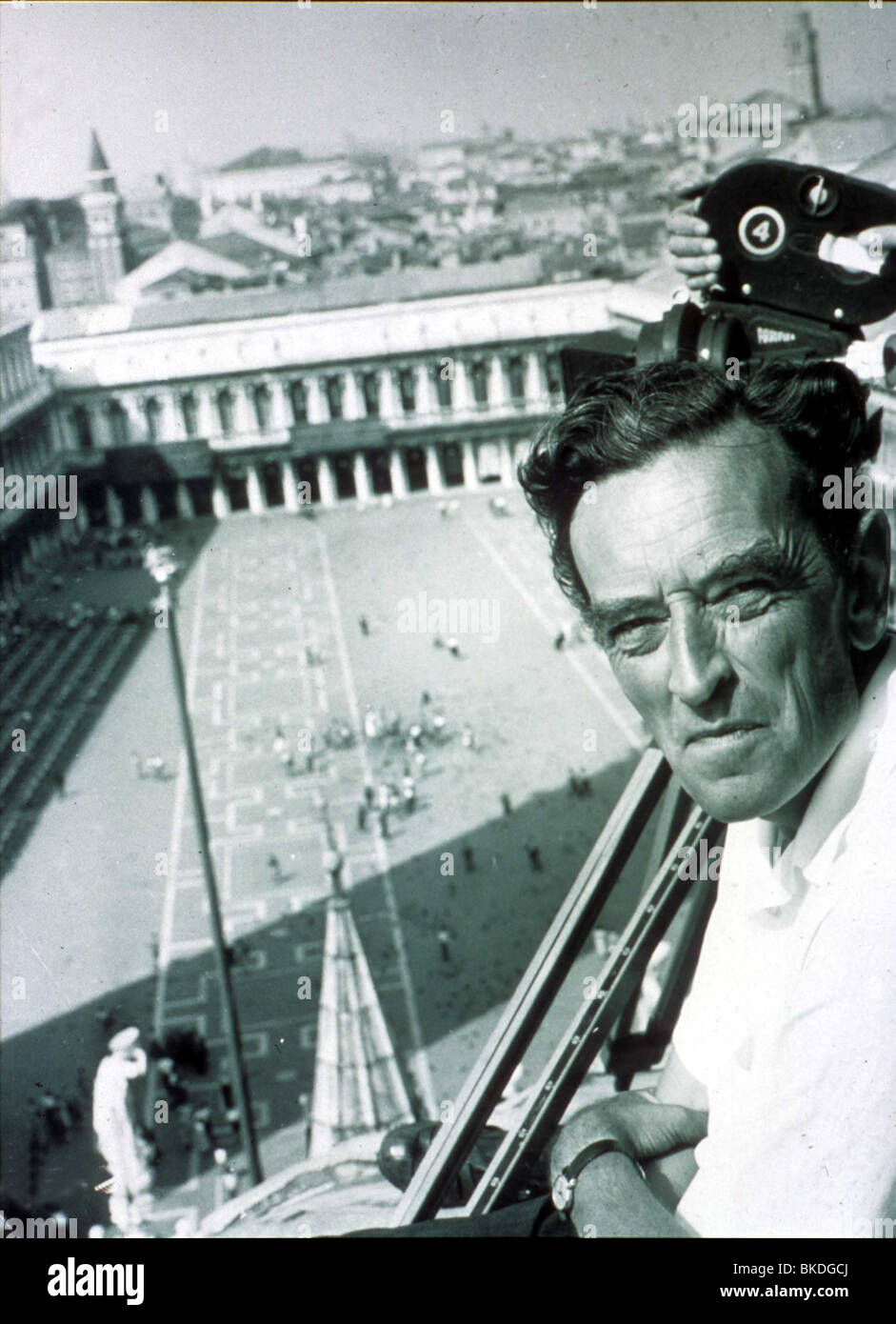 DAVID LEAN (DIR) ON SET SUMMERTIME LEAN 018 GN Stock Photo - Alamy