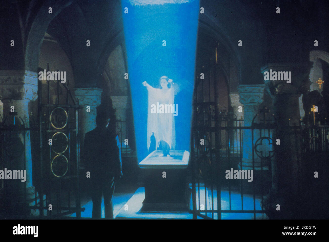 Lifeforce 1984 hi-res stock photography and images - Alamy