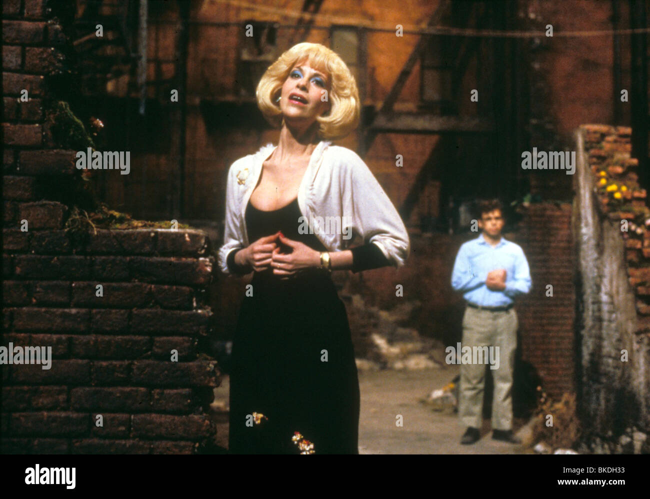 Ellen greene hi-res stock photography and images - Alamy