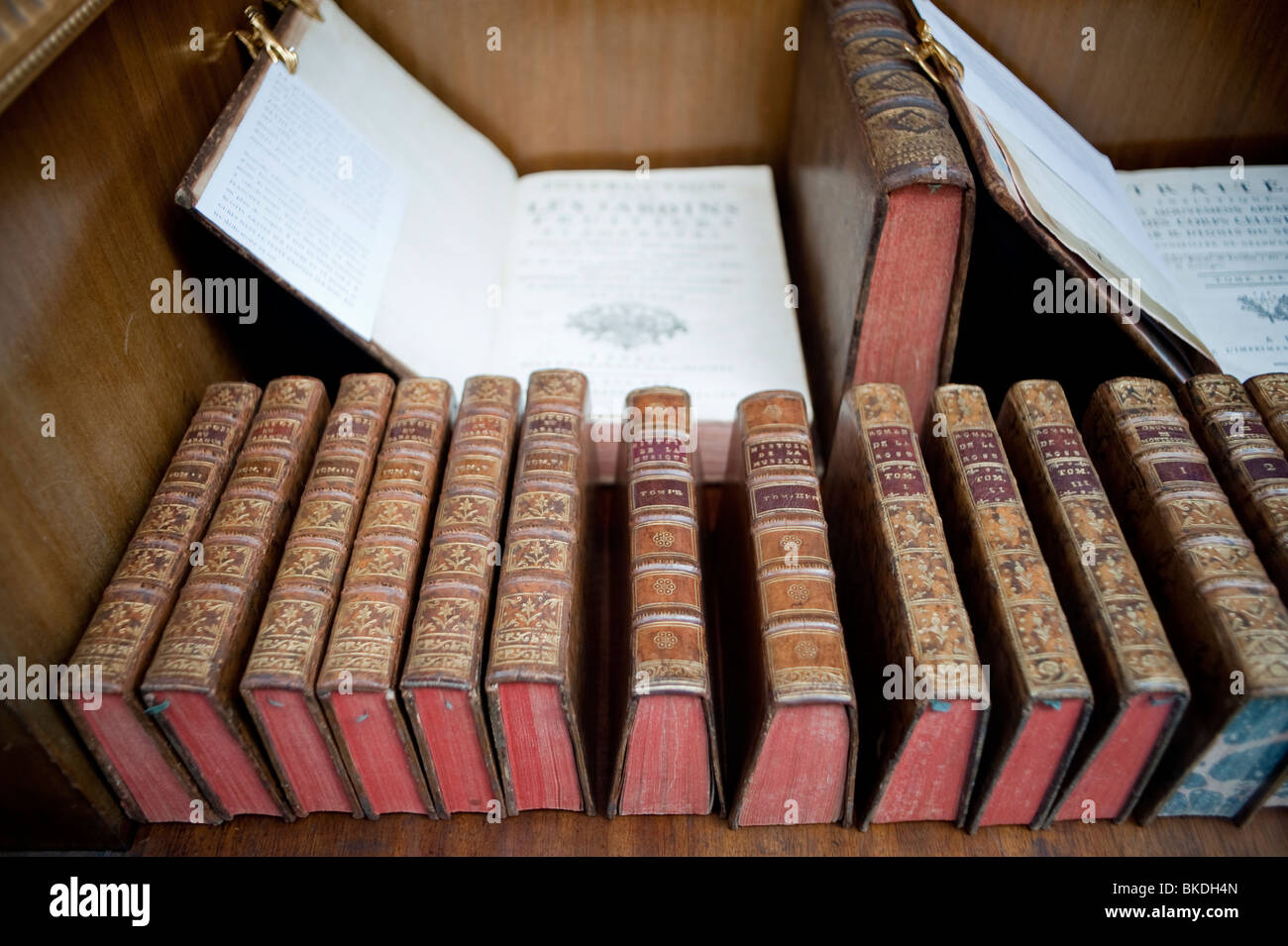 Paris collections hi-res stock photography and images - Alamy