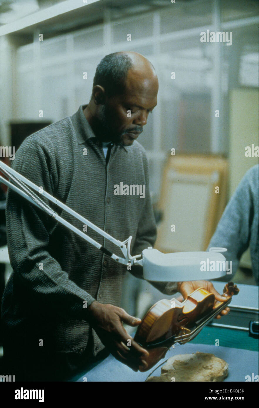 The red violin samuel l jackson hi-res stock photography and images - Alamy