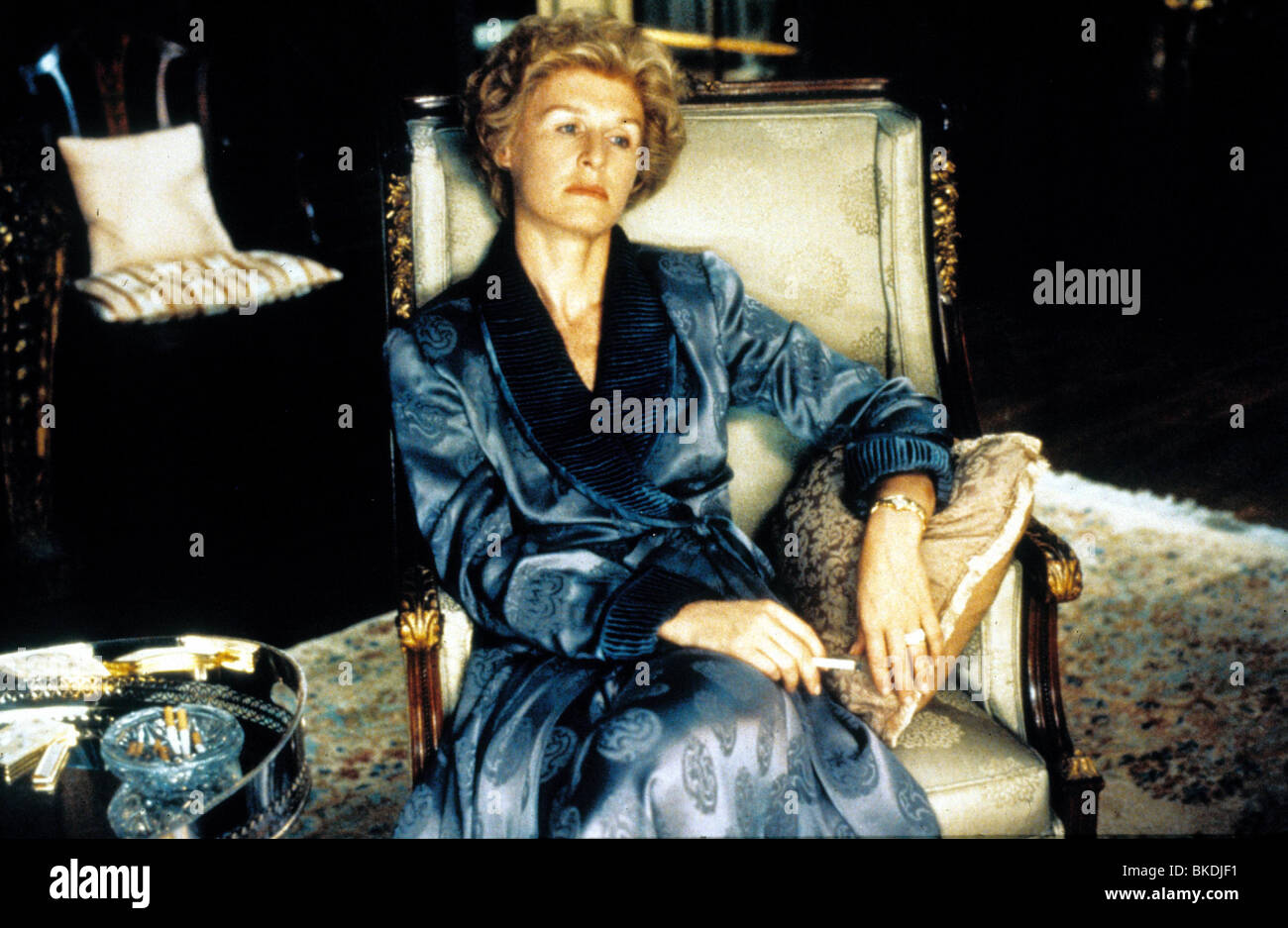 Reversal fortune 1990 glenn close hi-res stock photography and images ...
