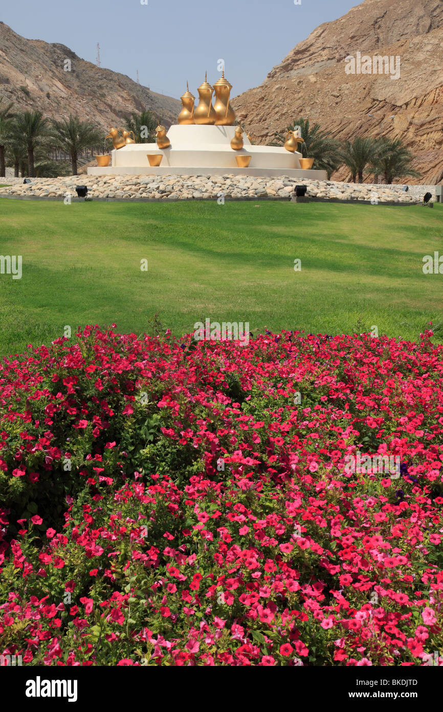 Oman sultanate muscat roundabout hi-res stock photography and images ...