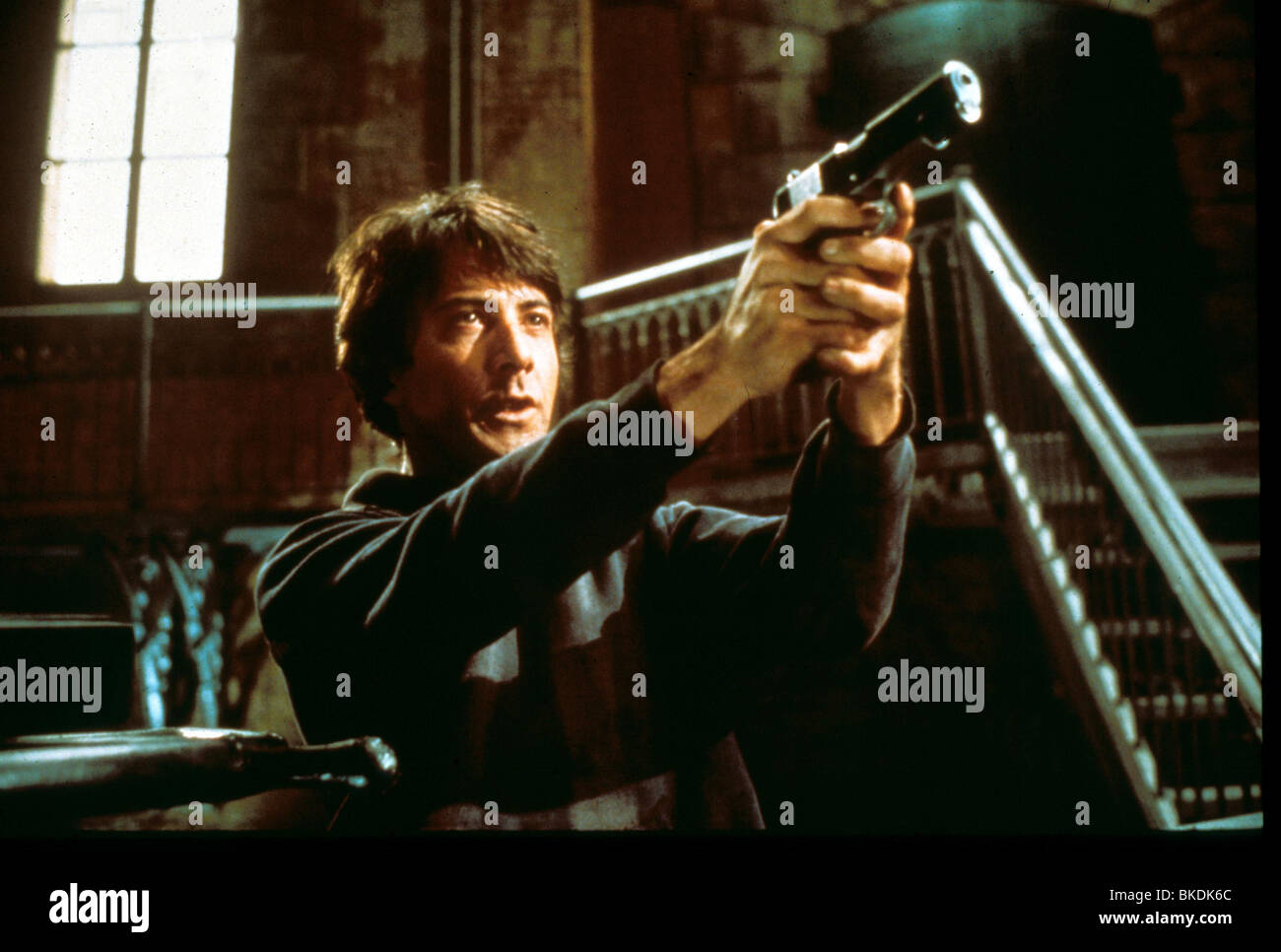 MARATHON MAN (1976) DUSTIN HOFFMAN MMN 008 Stock Photo - Alamy