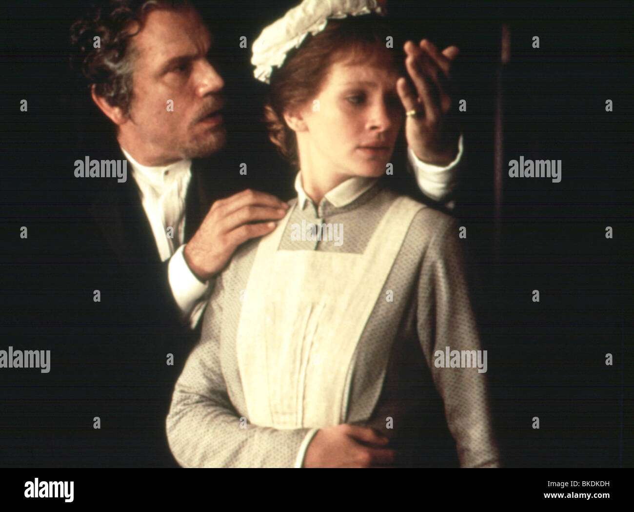 John Malkovich Mary Reilly The Black Box Club: JULIA ROBERTS : JOHN