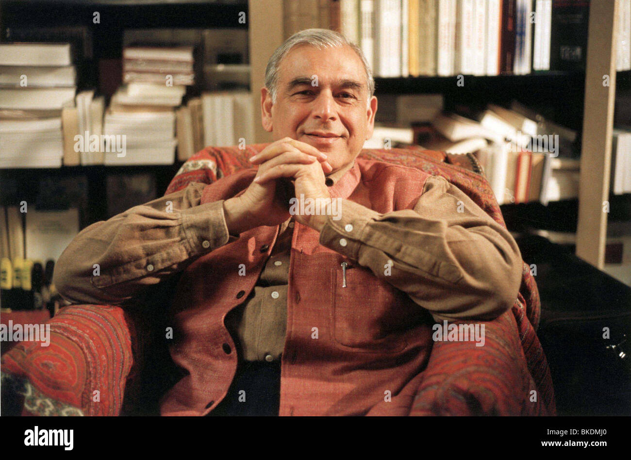 ISMAIL MERCHANT (PRO) PORTRAIT O/S 'LE DIVORCE' (2003) MRCN 001-1 Stock ...