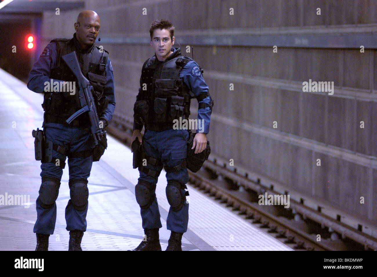 S.W.A.T. (2003) SWAT (ALT) SAMUEL L JACKSON, COLIN FARRELL SWAA 001-SWC ...