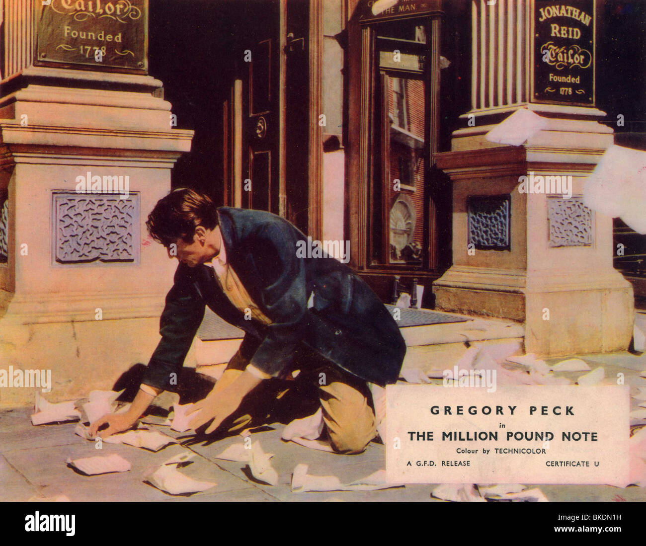 THE MILLION POUND NOTE (1954) GREGORY PECK MPNN 006FOH Stock Photo - Alamy