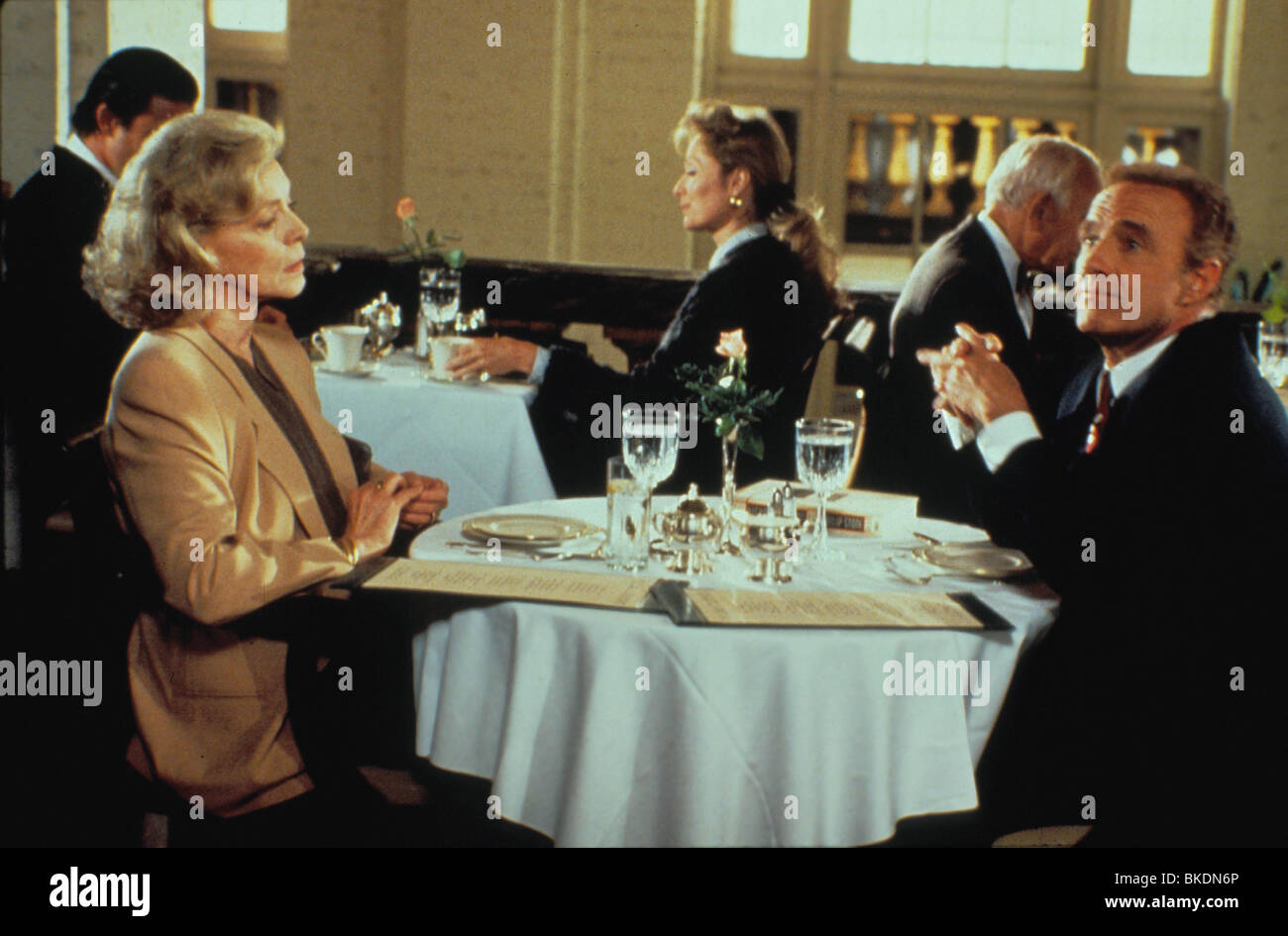 MISERY (1990) LAUREN BACALL, JAMES CAAN MST 010 Stock Photo - Alamy