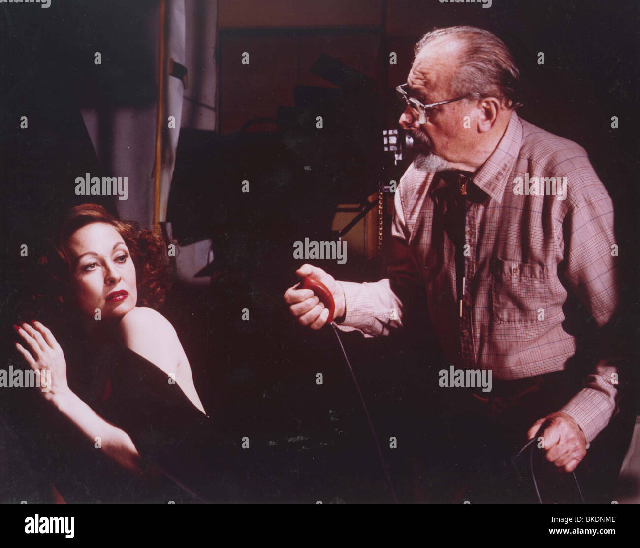 Mommie Dearest (1981)