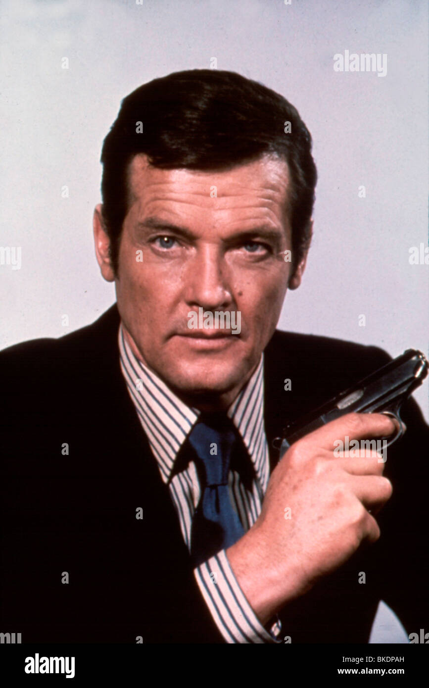 ROGER MOORE PORTRAIT Stock Photo - Alamy