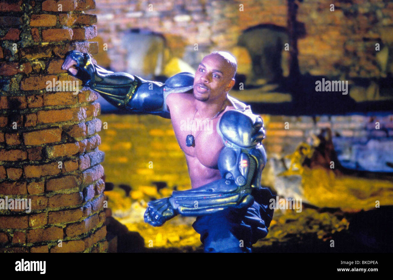 MORTAL KOMBAT : ANNIHILATION (1997) LYNN RED WILLIAMS MKAN 004 Stock ...