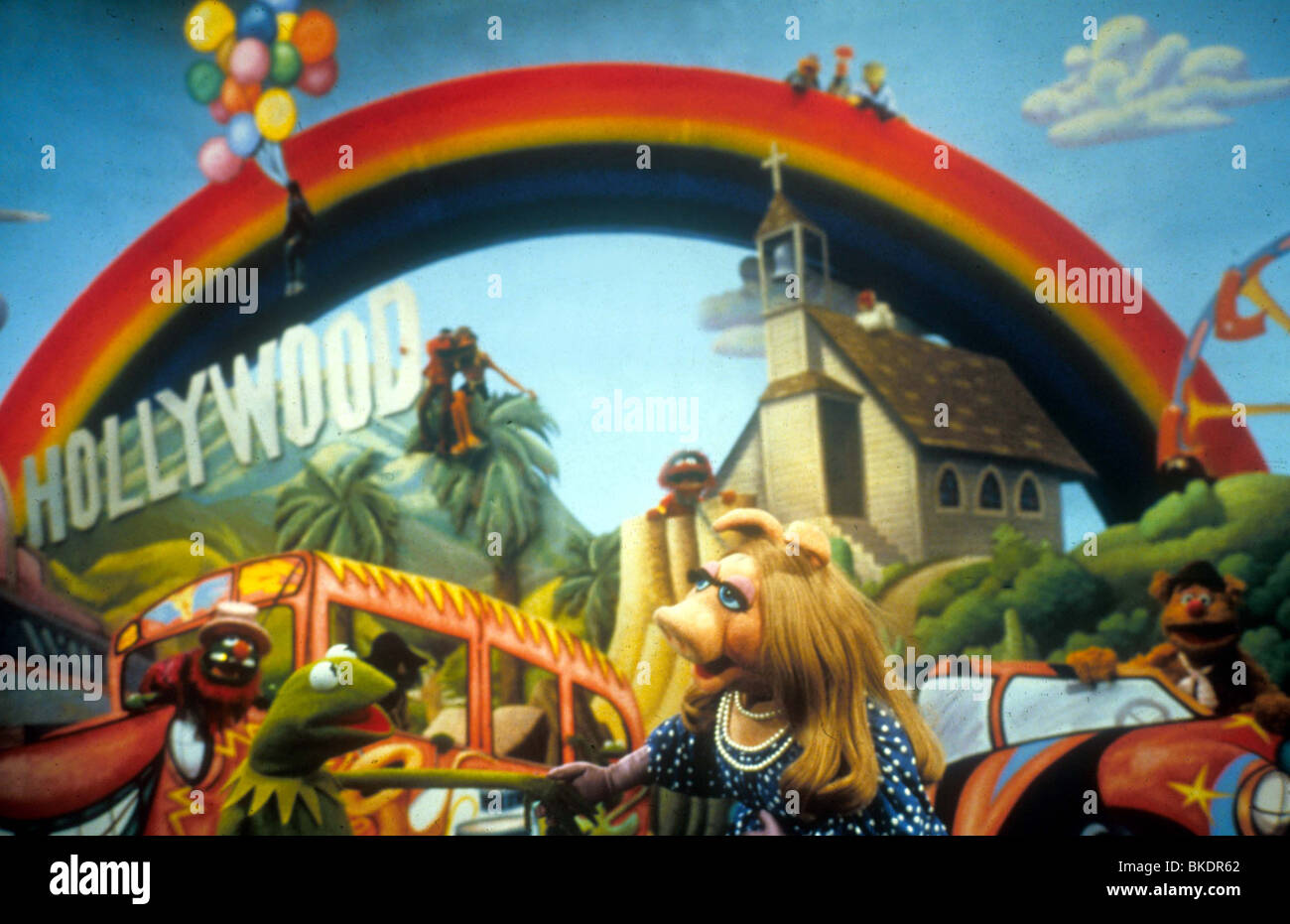 THE MUPPET MOVIE (1979) KERMIT THE FROG, MISS PIGGY MUPM 007 Stock ...