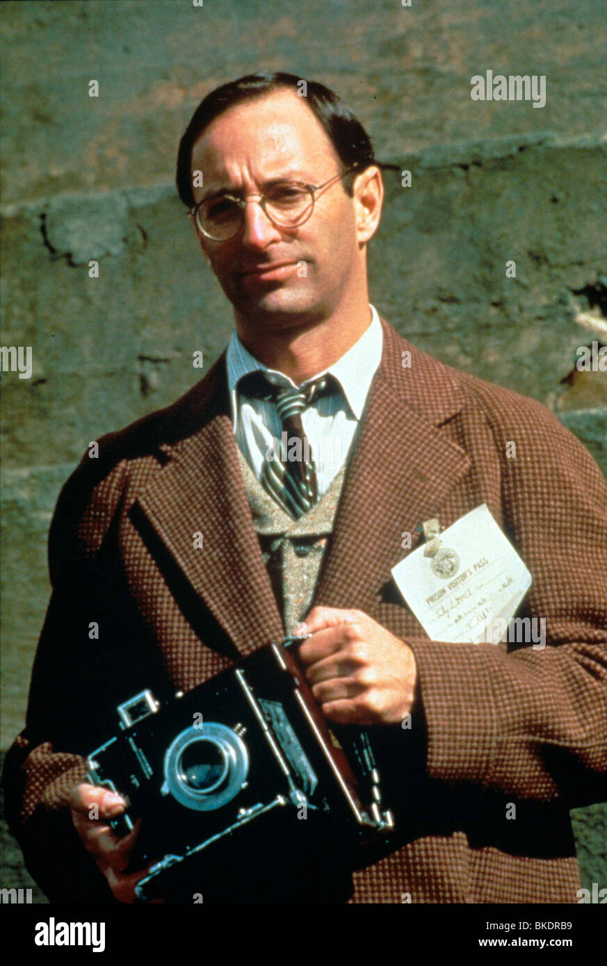 MURDER IN THE FIRST (1995) HERB RITTS MITF 027 Stock Photo - Alamy