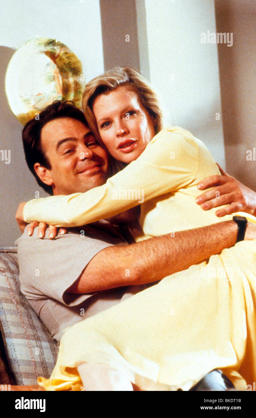 MY STEPMOTHER IS AN ALIEN (1988) DAN AYKROYD, KIM BASINGER MSA 008 ...