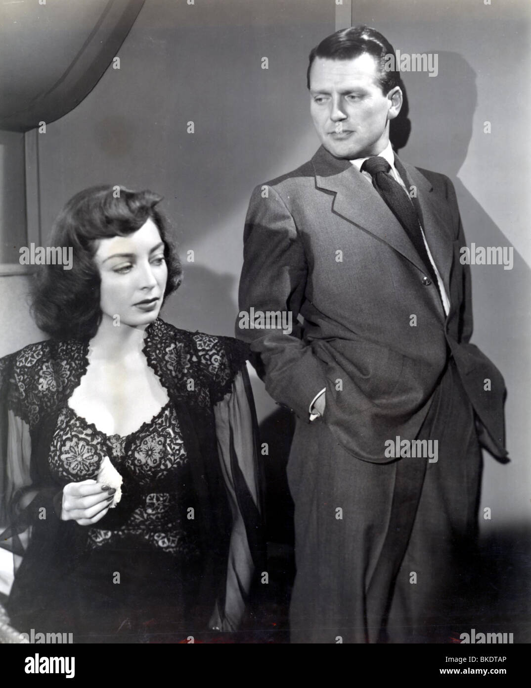 Narrow margin 1952 hi-res stock photography and images - Alamy