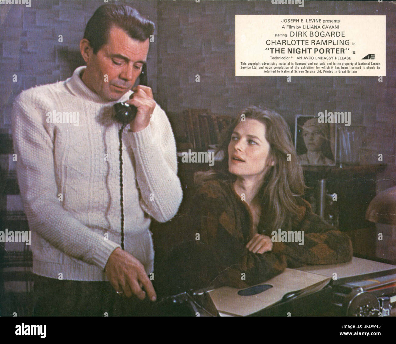THE NIGHT PORTER (1973) DIRK BOGARDE, CHARLOTTE RAMPLING NGP 001FOH ...