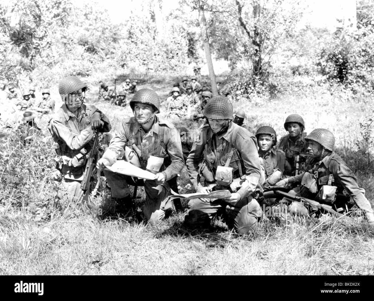OBJECTIVE BURMA (1944) ERROL FLYNN OBJB 001P Stock Photo - Alamy