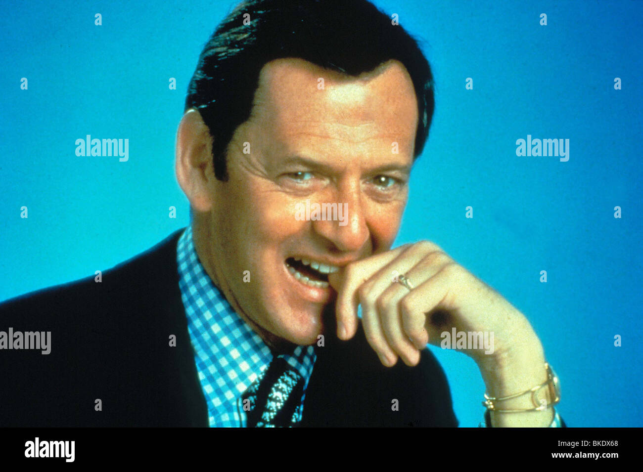 THE ODD COUPLE (TV - 1970) TONY RANDALL ODDC 009 Stock Photo - Alamy