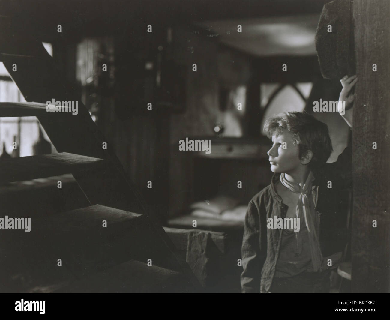 OLIVER TWIST (1948) JOHN HOWARD DAVIES OLVT 007P Stock Photo - Alamy
