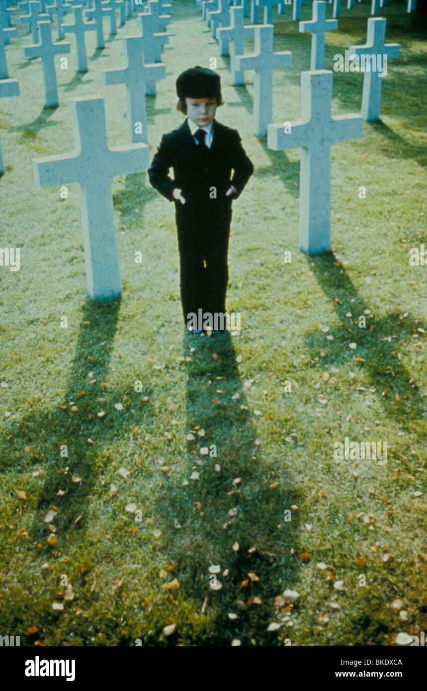 THE OMEN -1976 HARVEY STEPHENS Stock Photo - Alamy
