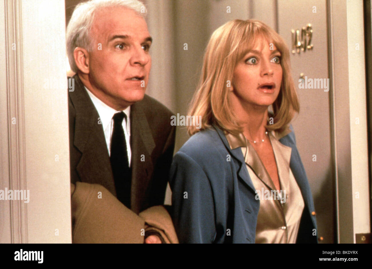 THE OUT-OF-TOWNERS (1999) STEVE MARTIN, JOHN CLEESE OOTO 047 Stock ...