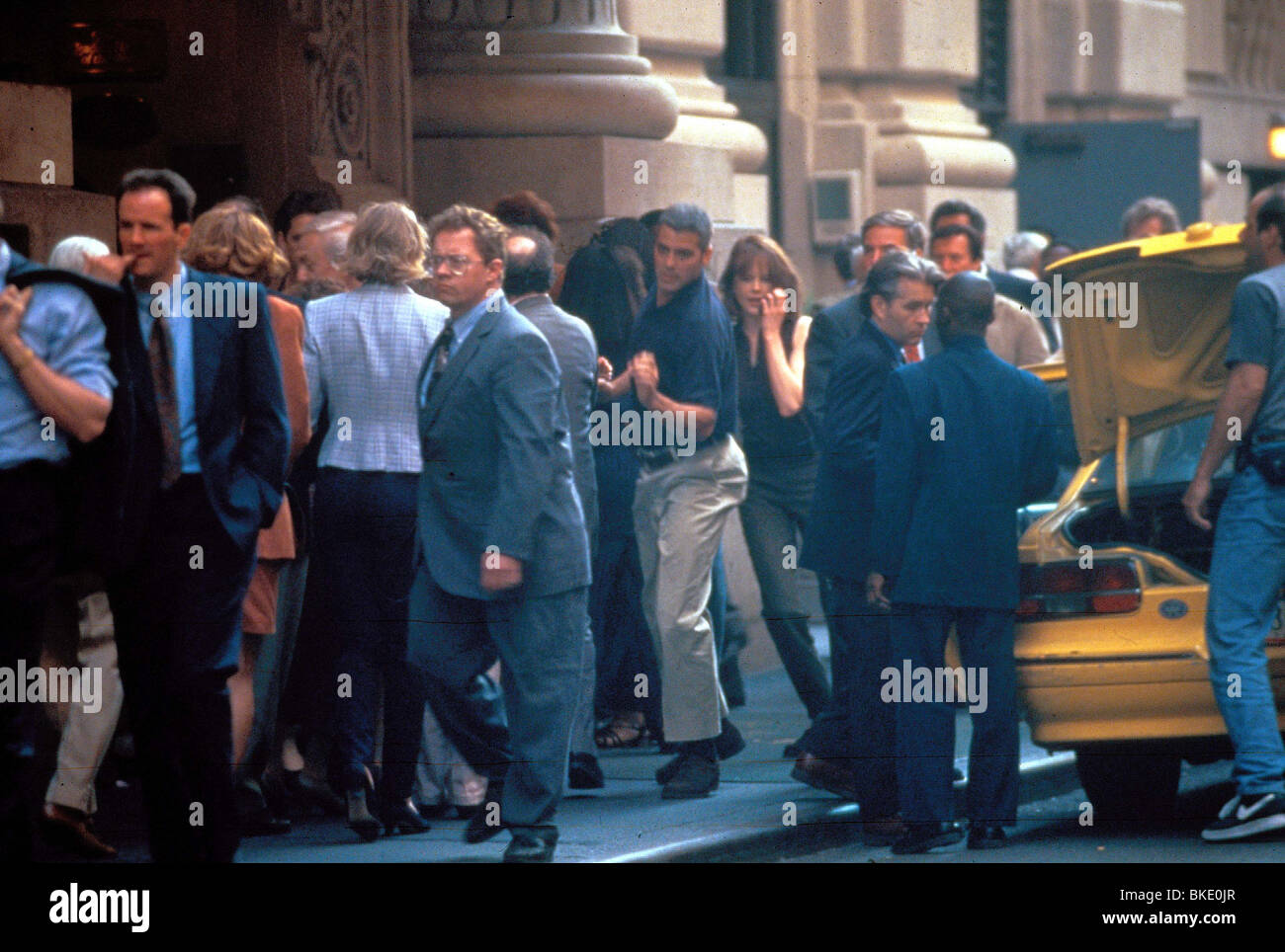 Nicole kidman george clooney peacemaker hi-res stock photography and ...