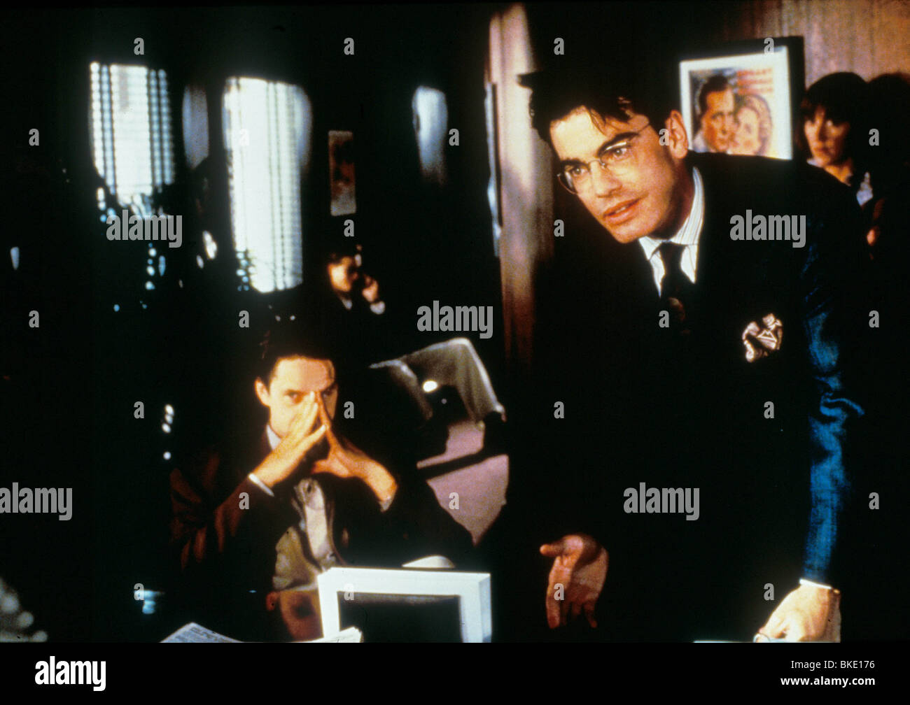THE PLAYER (1991) TIM ROBBINS, PETER GALLAGHER PLY 001 Stock Photo - Alamy