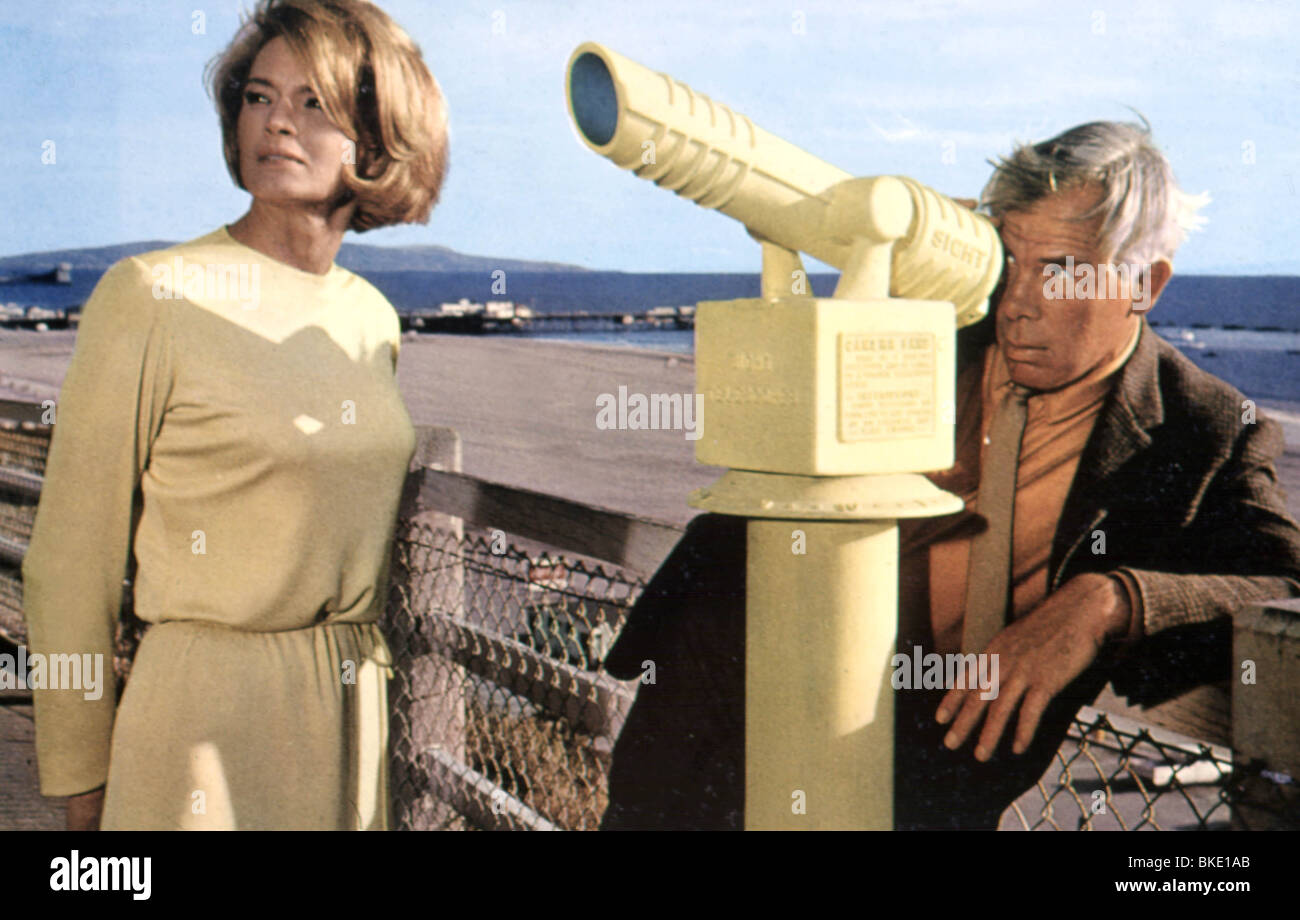 POINT BLANK (1967) ANGIE DICKINSON, LEE MARVIN PNTB 027 Stock Photo - Alamy