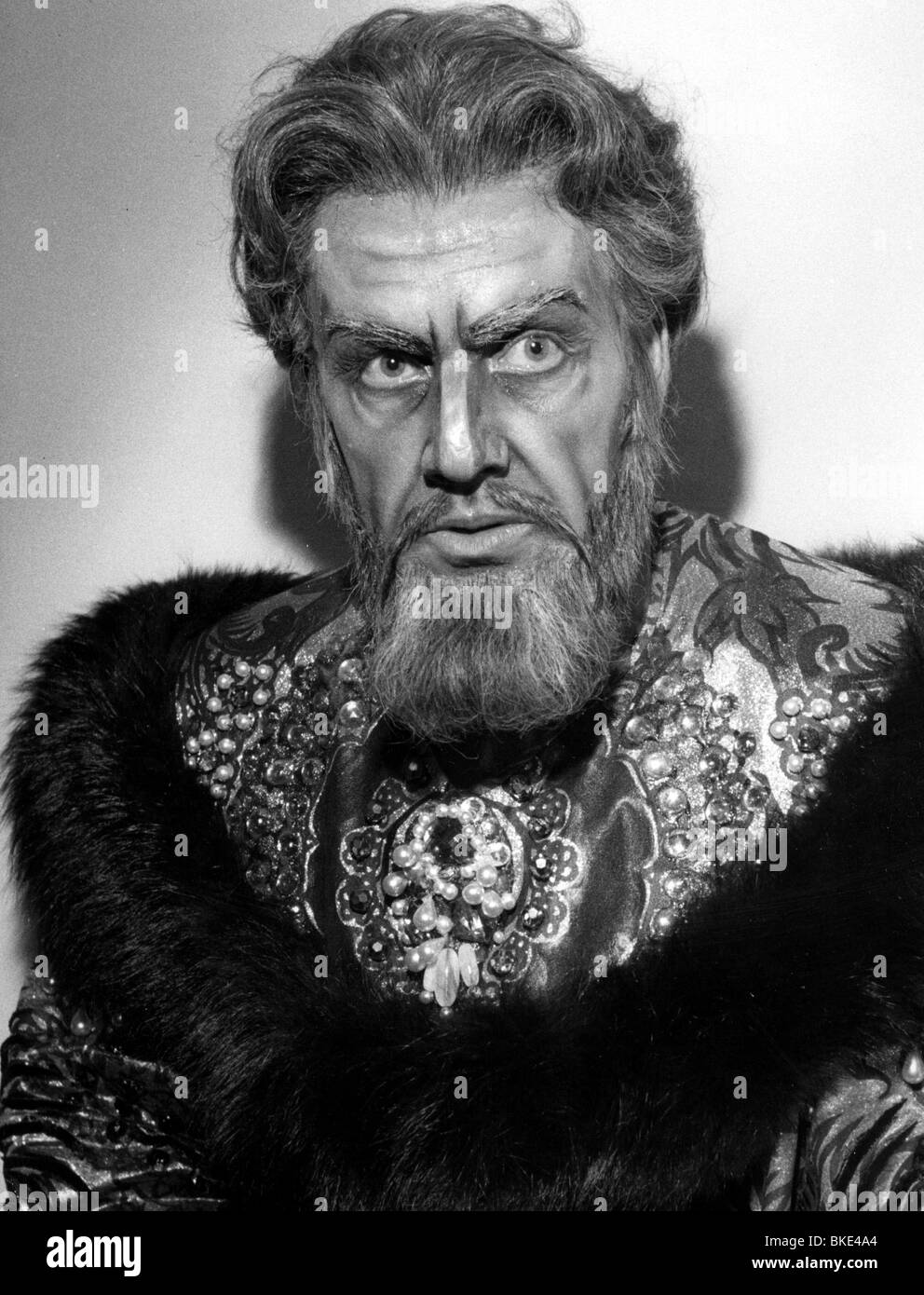 Ghiaurov, Nicolai, * 13.9.1929, Bulgarian opera singer (bass), portrait ...