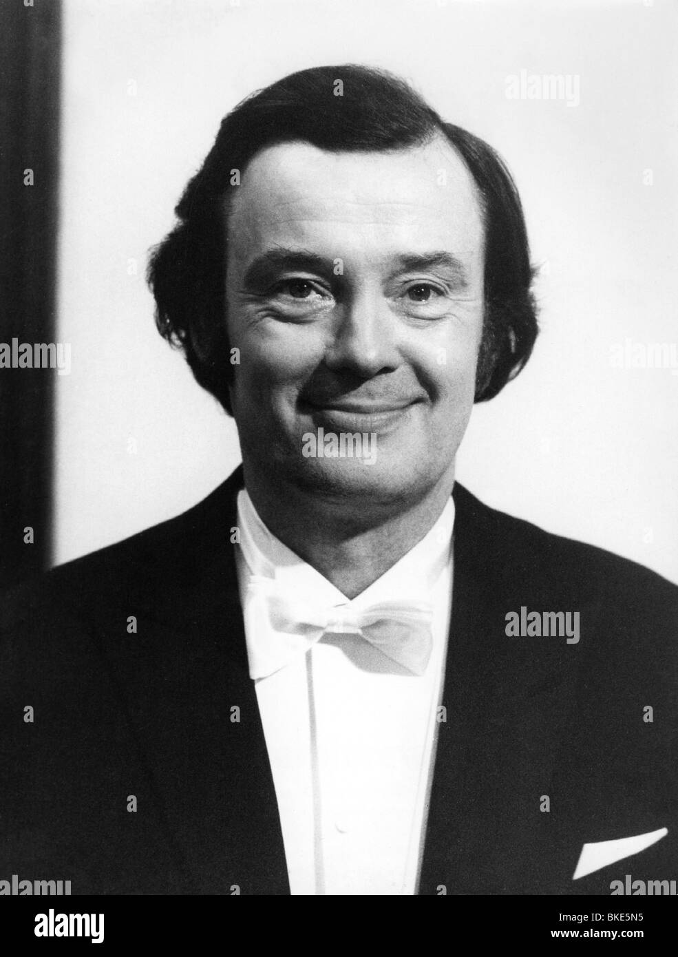 American opera baritone hi-res stock photography and images - Alamy