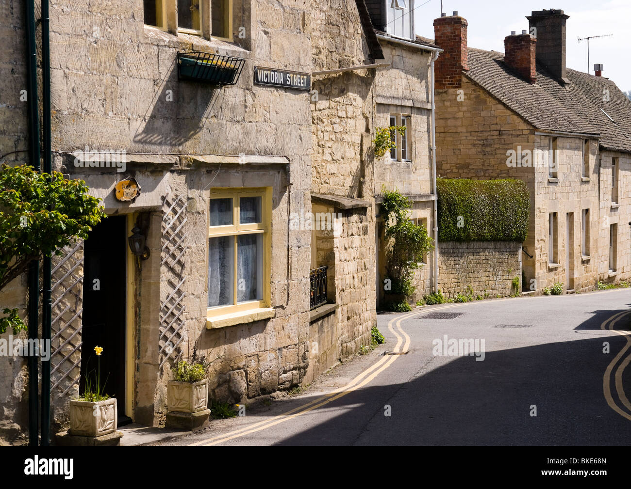 Cotswolds painswick street hi-res stock photography and images - Alamy