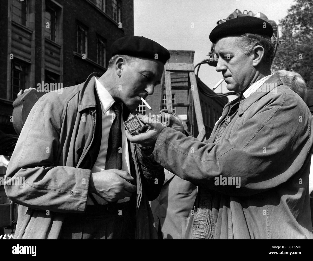 Guinness, Alec, 2.4.1914 - 5.8.2000, British actor, half length, with ...