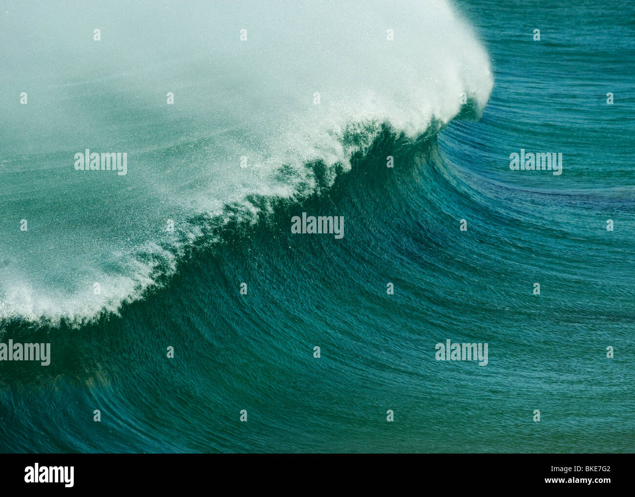 Wave wind hi-res stock photography and images - Alamy