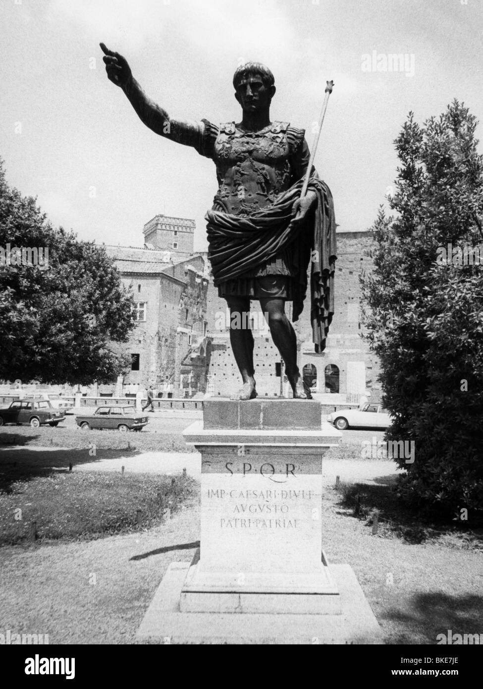 Caesar sculpture italy Black and White Stock Photos & Images - Alamy