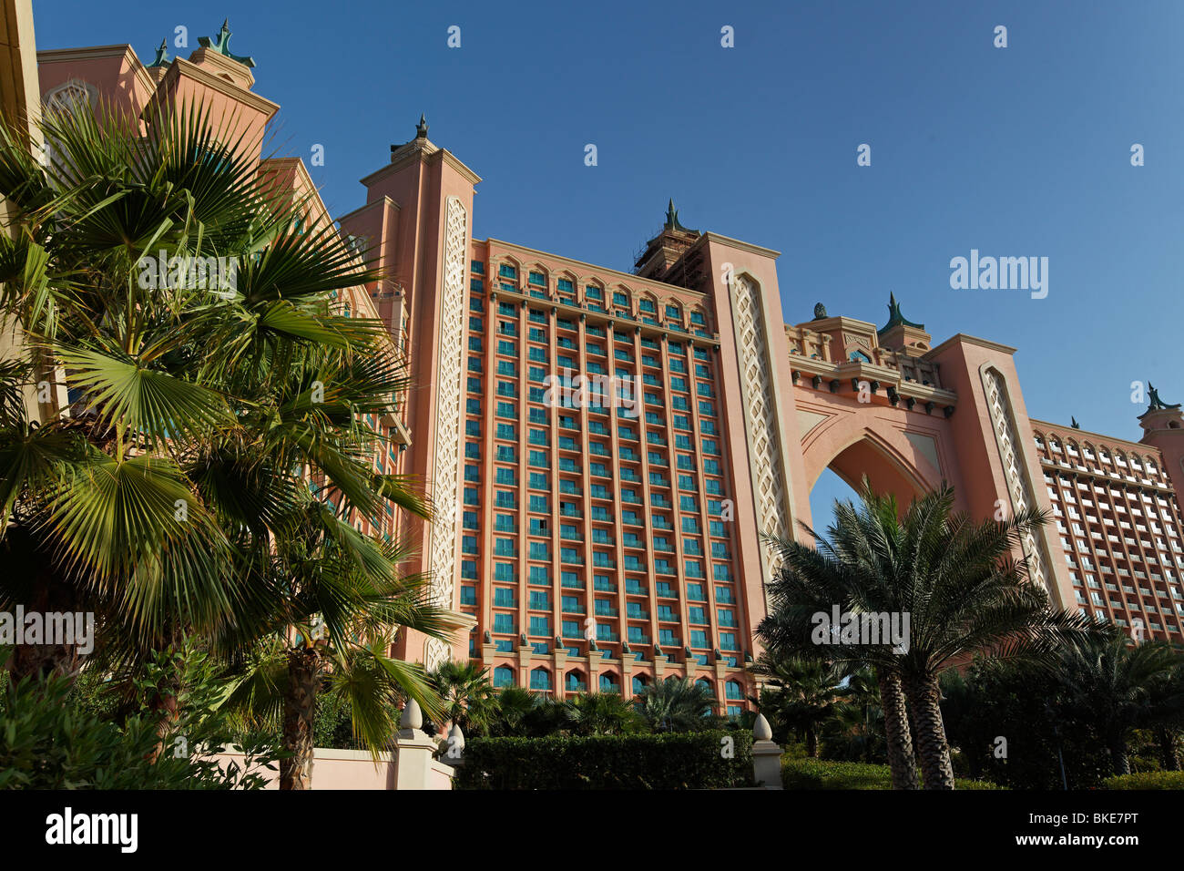 Atlantis Hotel, The Plam Jumeirah, Dubai , UAE Stock Photo - Alamy