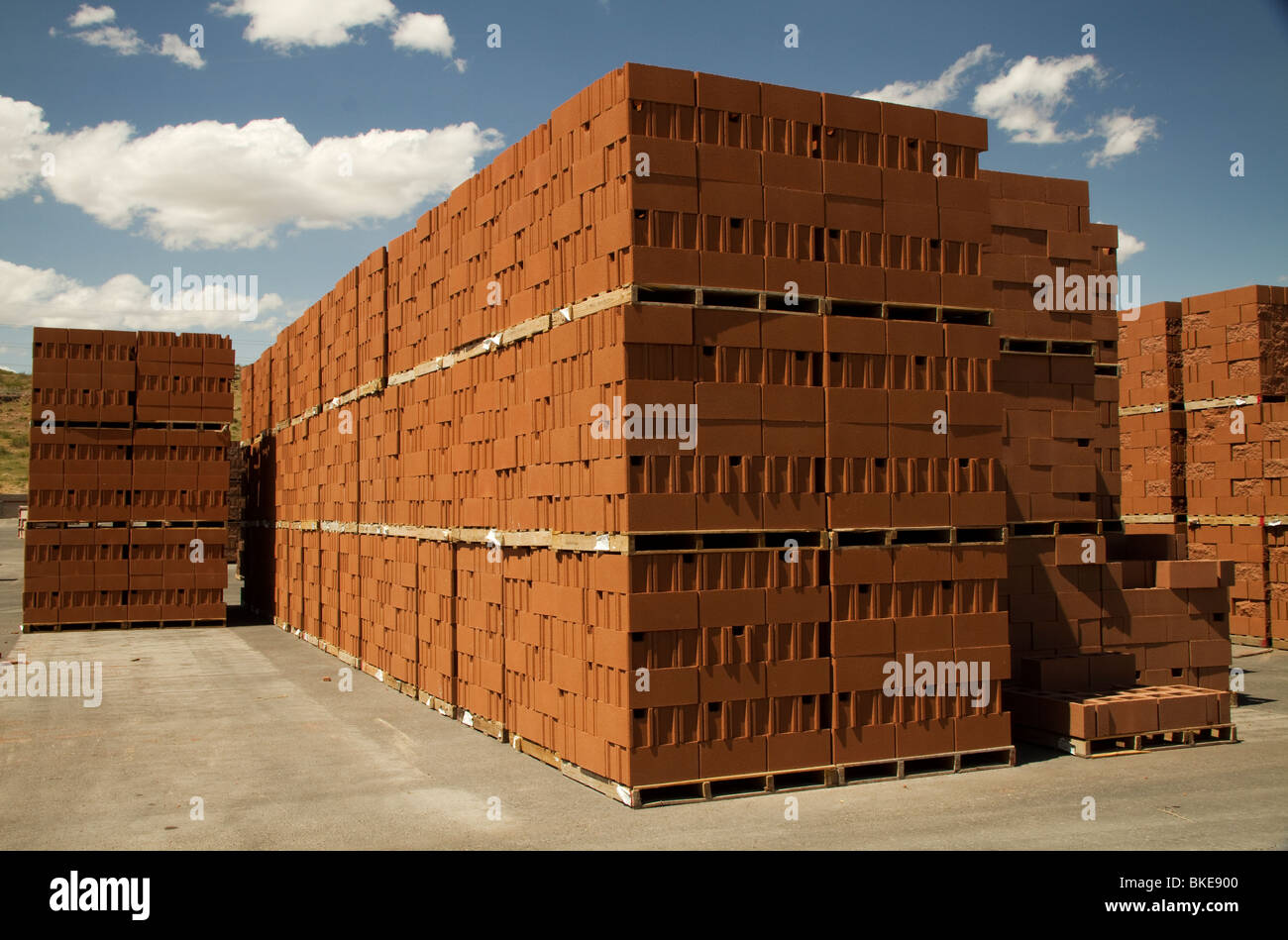 pallets of brick Stock Photo - Alamy